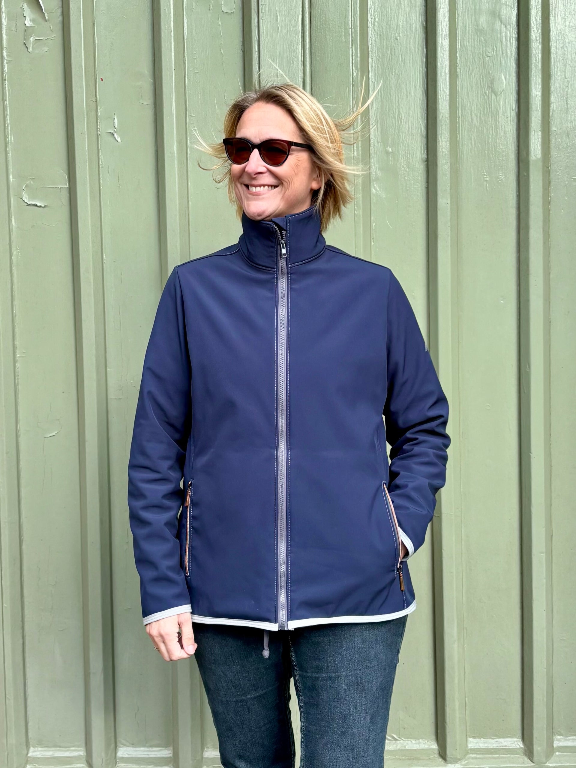Curvy Discovery Jacket - PDF Sewing Pattern – Greenstyle